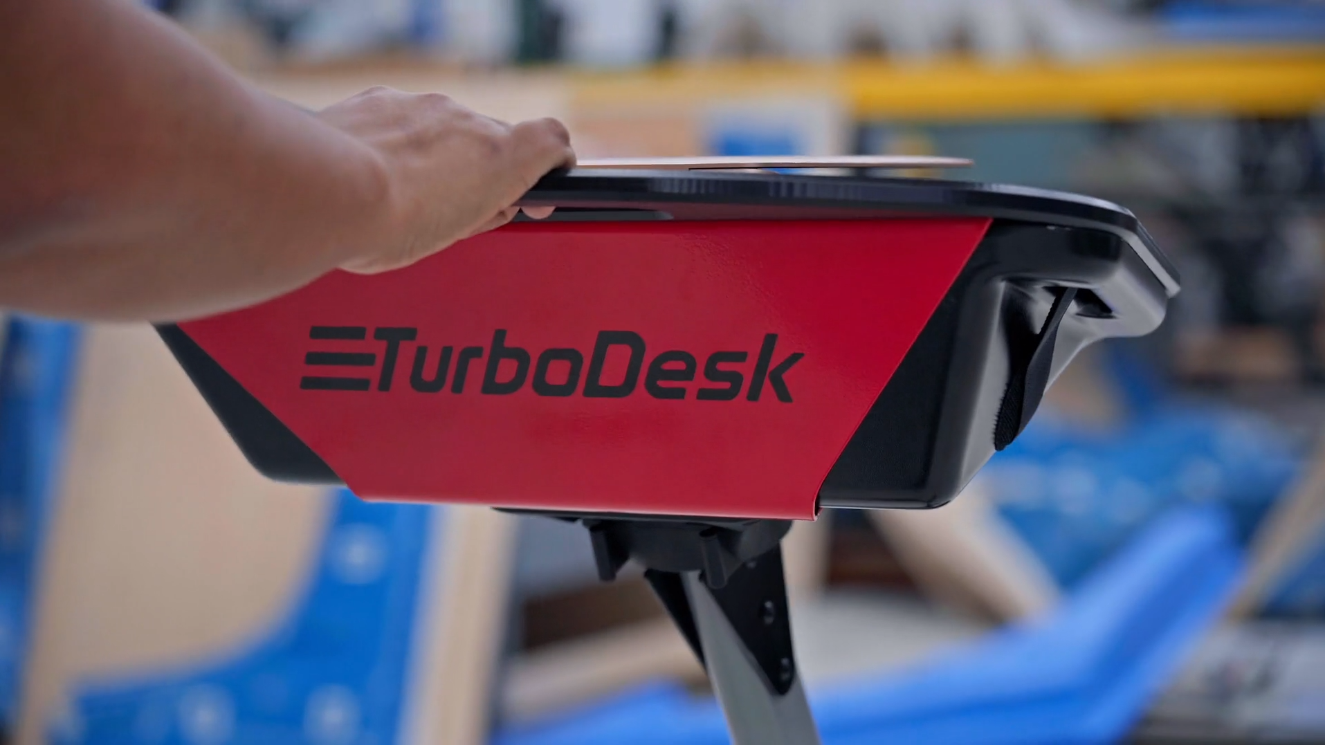 Why a Moving Desk Works | TurboDesk | TurboDesk