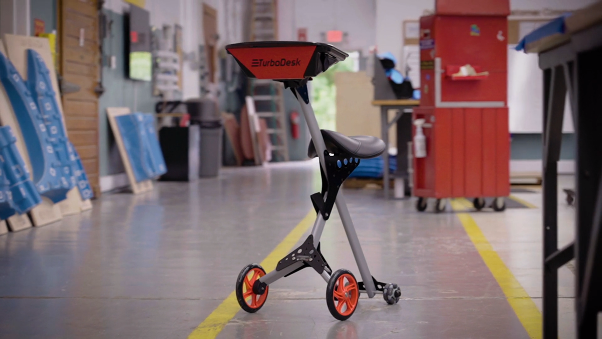 Essential Guide to Selecting a Portable Standing Desk - Turbo Desk ...